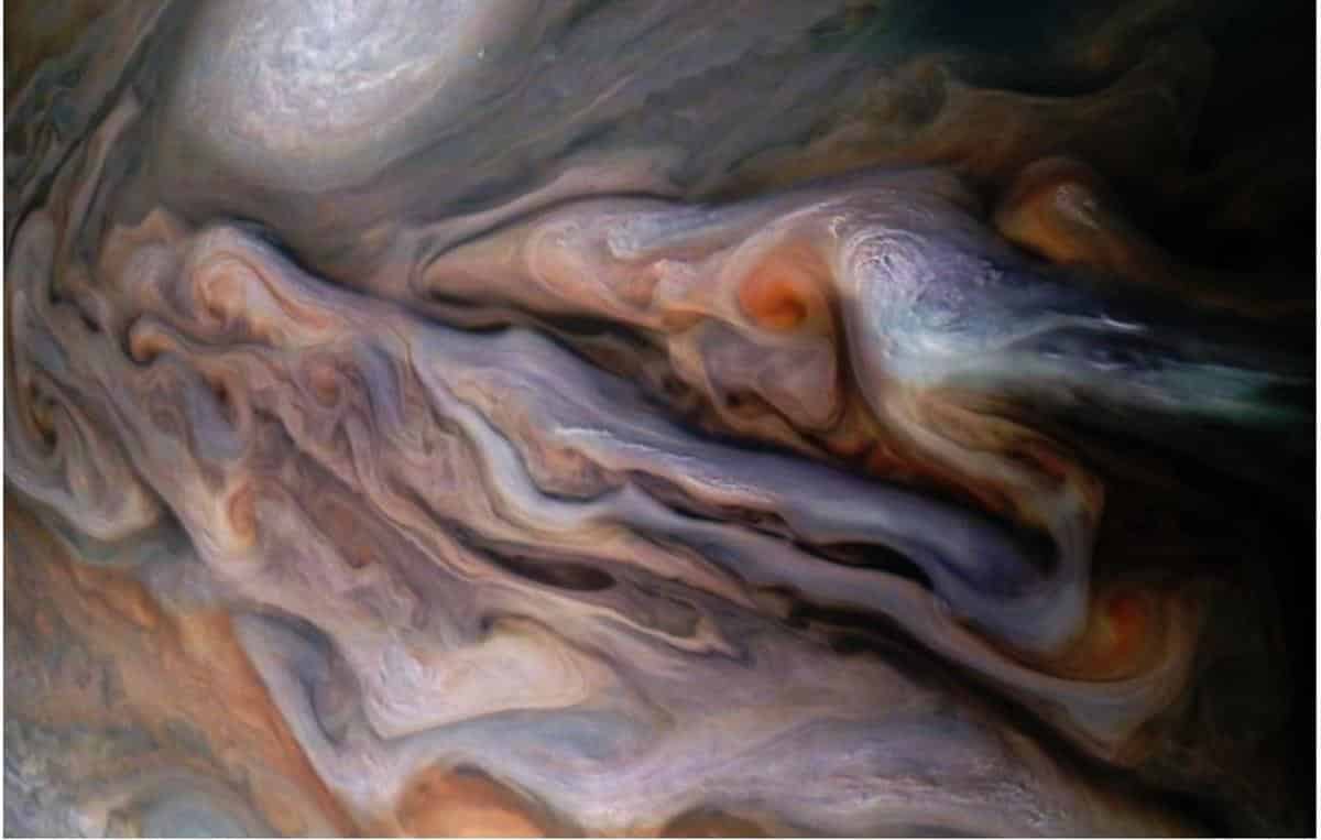 Cientistas encontram um 'Júpiter bebê' a 603 anos-luz de distância ...