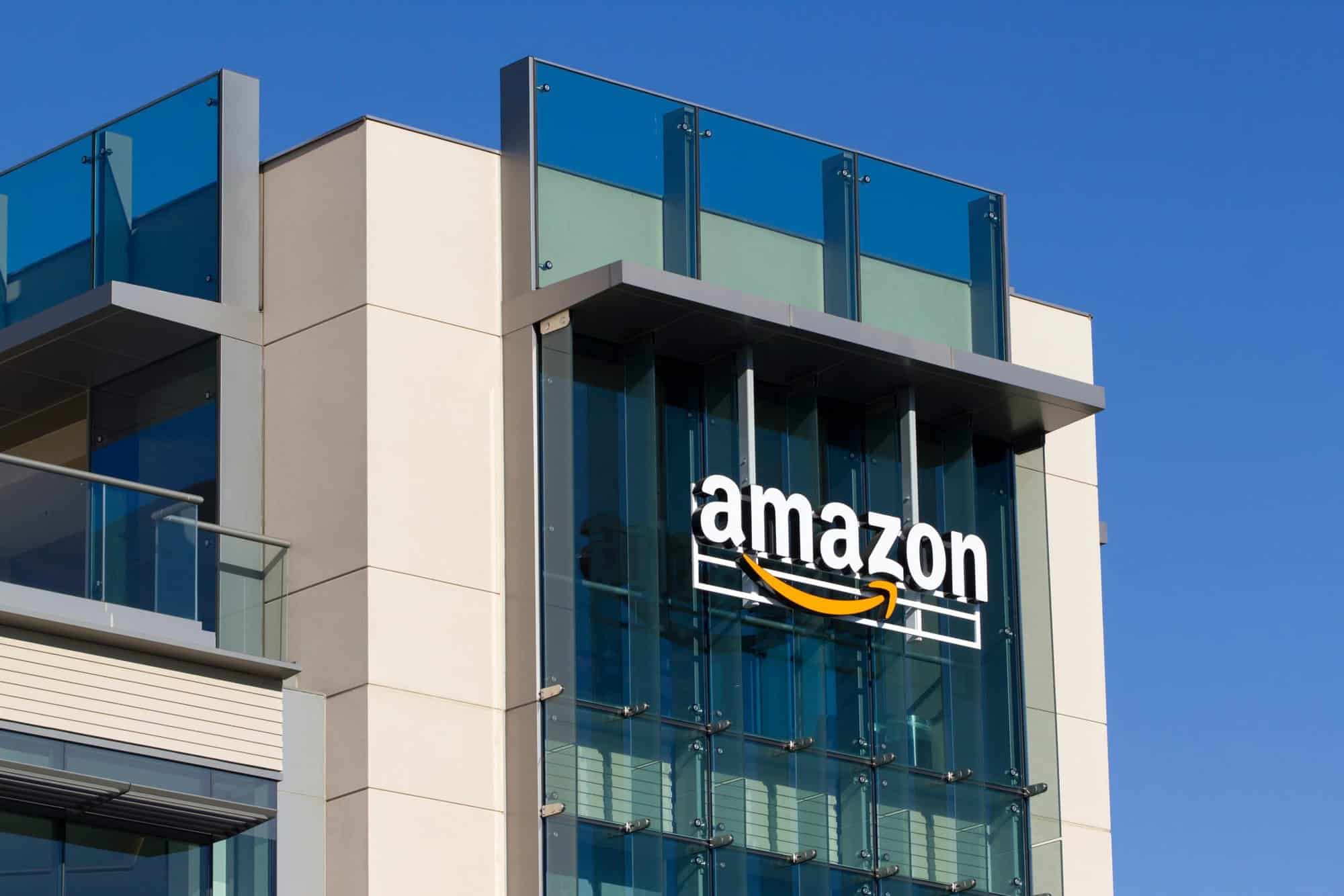 Amazon planeja abrir megalojas físicas nos EUA em breve; saiba mais ...