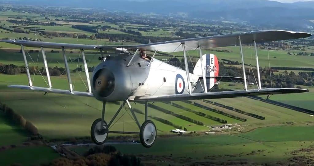 Peter Jackson revela coleção gigante de aviões da I Guerra - Olhar Digital
