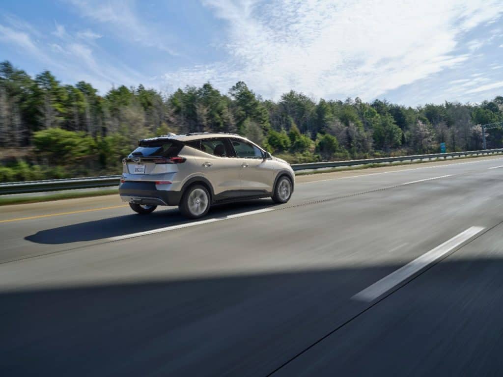 Bolt EUV: 1º SUV compacto elétrico da GM chega ao Brasil com preço ...