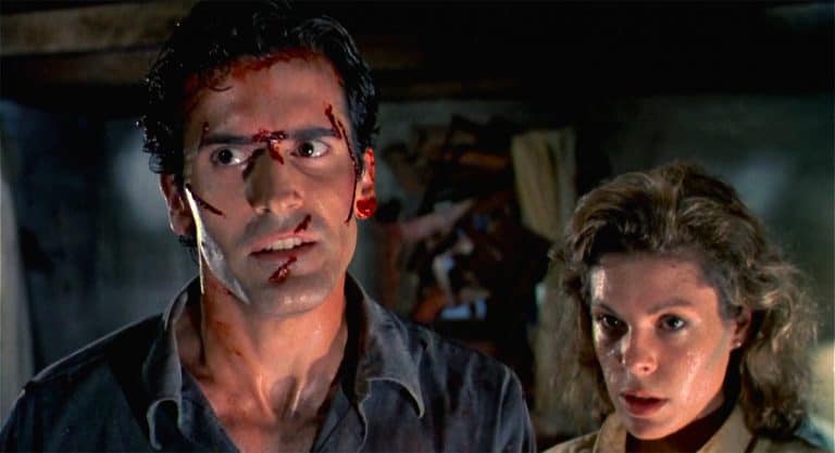 Qual a sequência correta de filmes em Evil Dead (A Morte do Demônio)?
