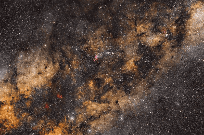 Nebulosa de Órion e Centro Galáctico nas Imagens Astronômicas da Semana