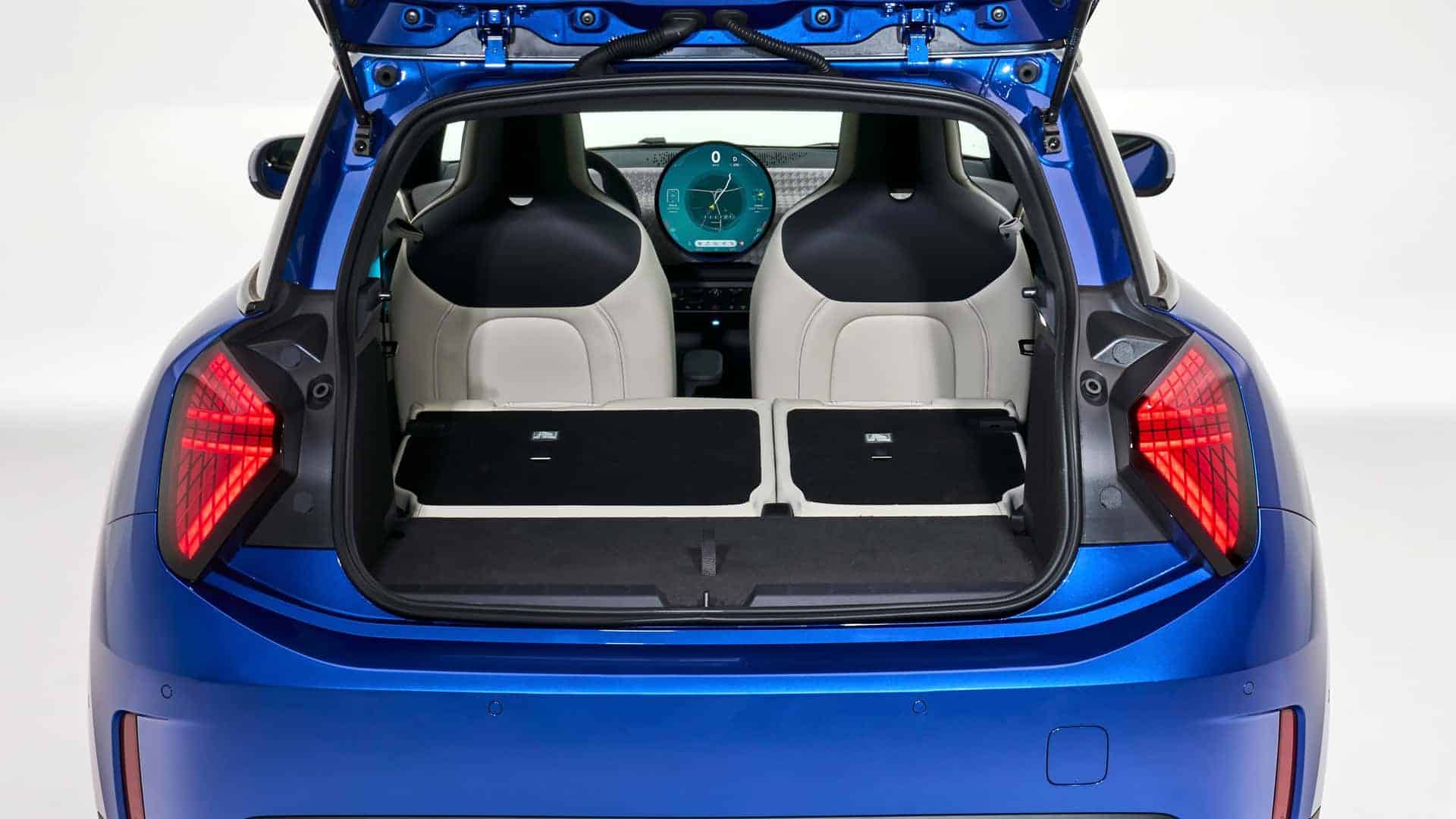 Novo Mini Cooper elétrico é lançado com mais de 400 km de autonomia